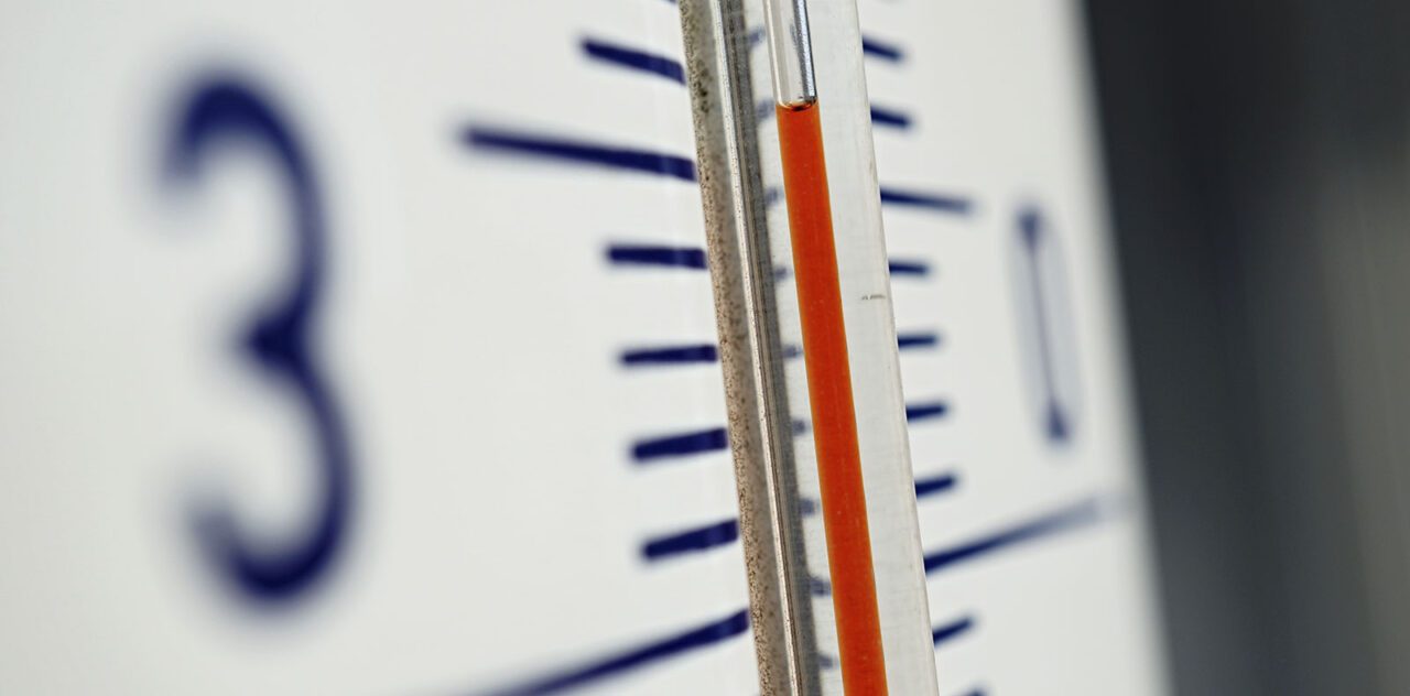 Maximizing Cold Chain Efficiency with Temperature and Data Loggers ... Maximizing Cold Chain Efficiency with Temperature and Data Loggers ...